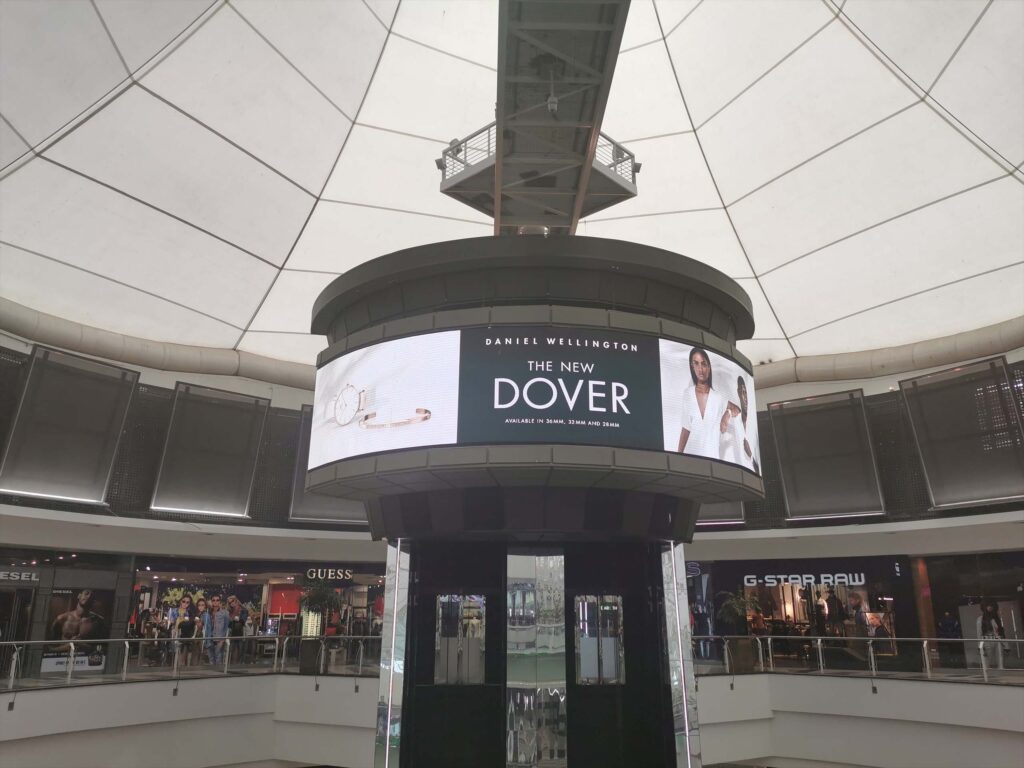 Why do brands like to place LED screen ads the most? - Tenled