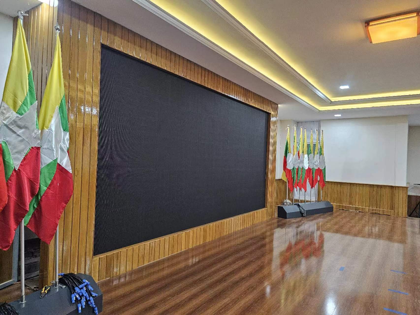 80sqm T-Shape in Myanmar - Tenled